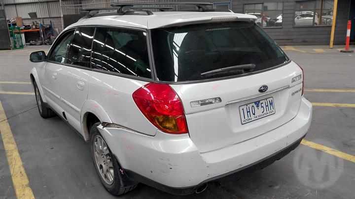 Subaru Outback BP 2005 White 2.5L Petrol AWD Auto - Rear Bar ...